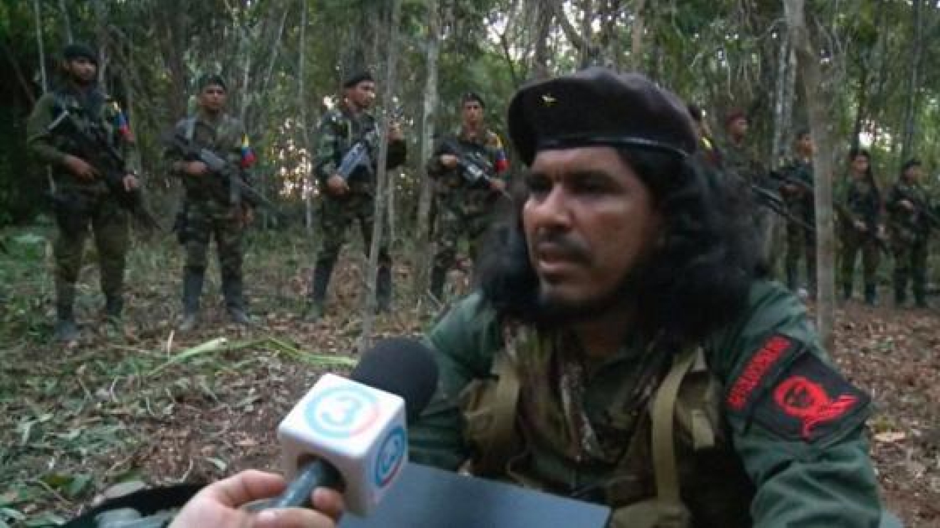 Gobierno pide levantar orden de captura contra 'Jhon Mechas' que atentó ...